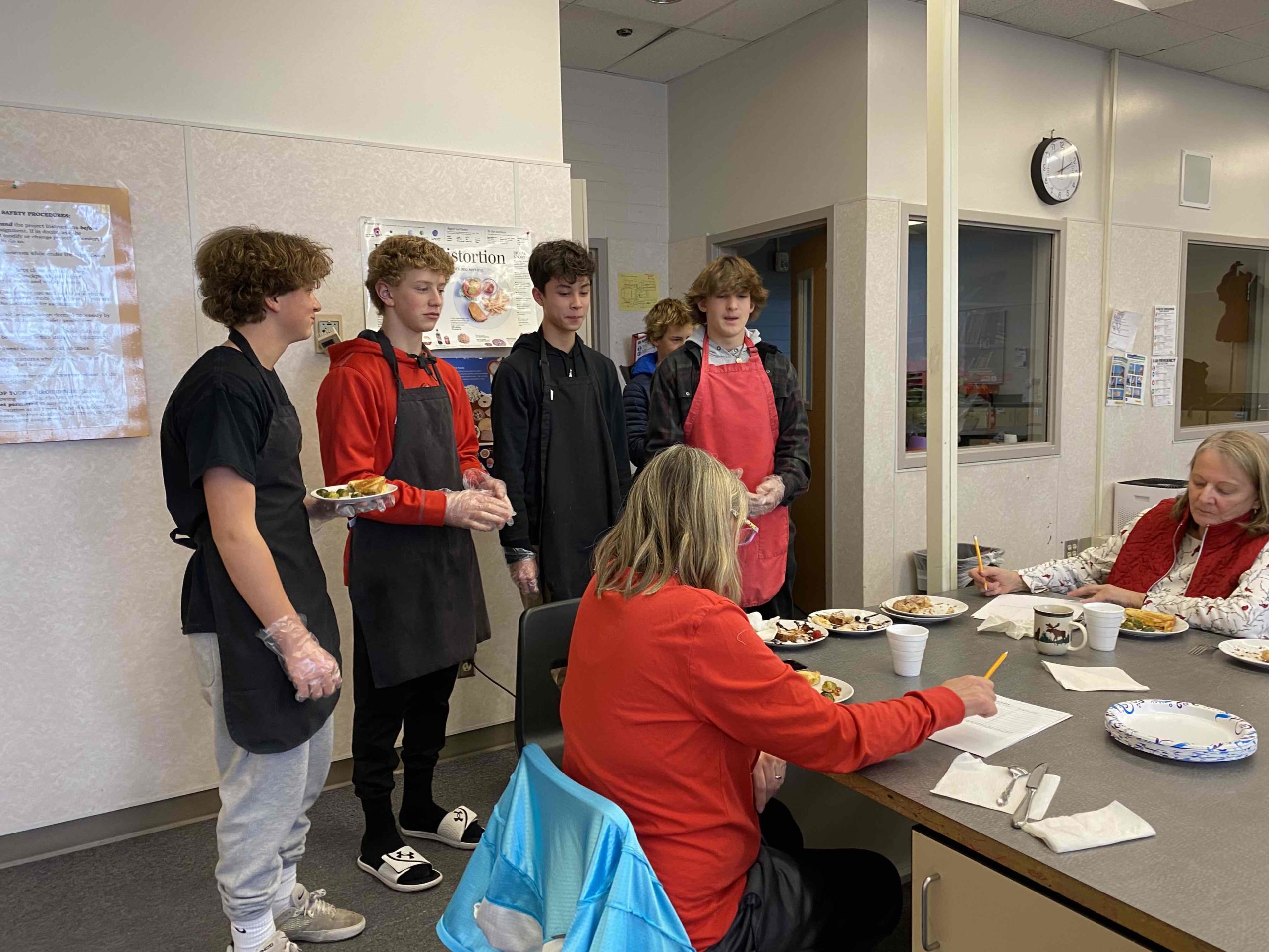 Treasure Mountain Jr. High holds Iron Chef cooking class competition ...
