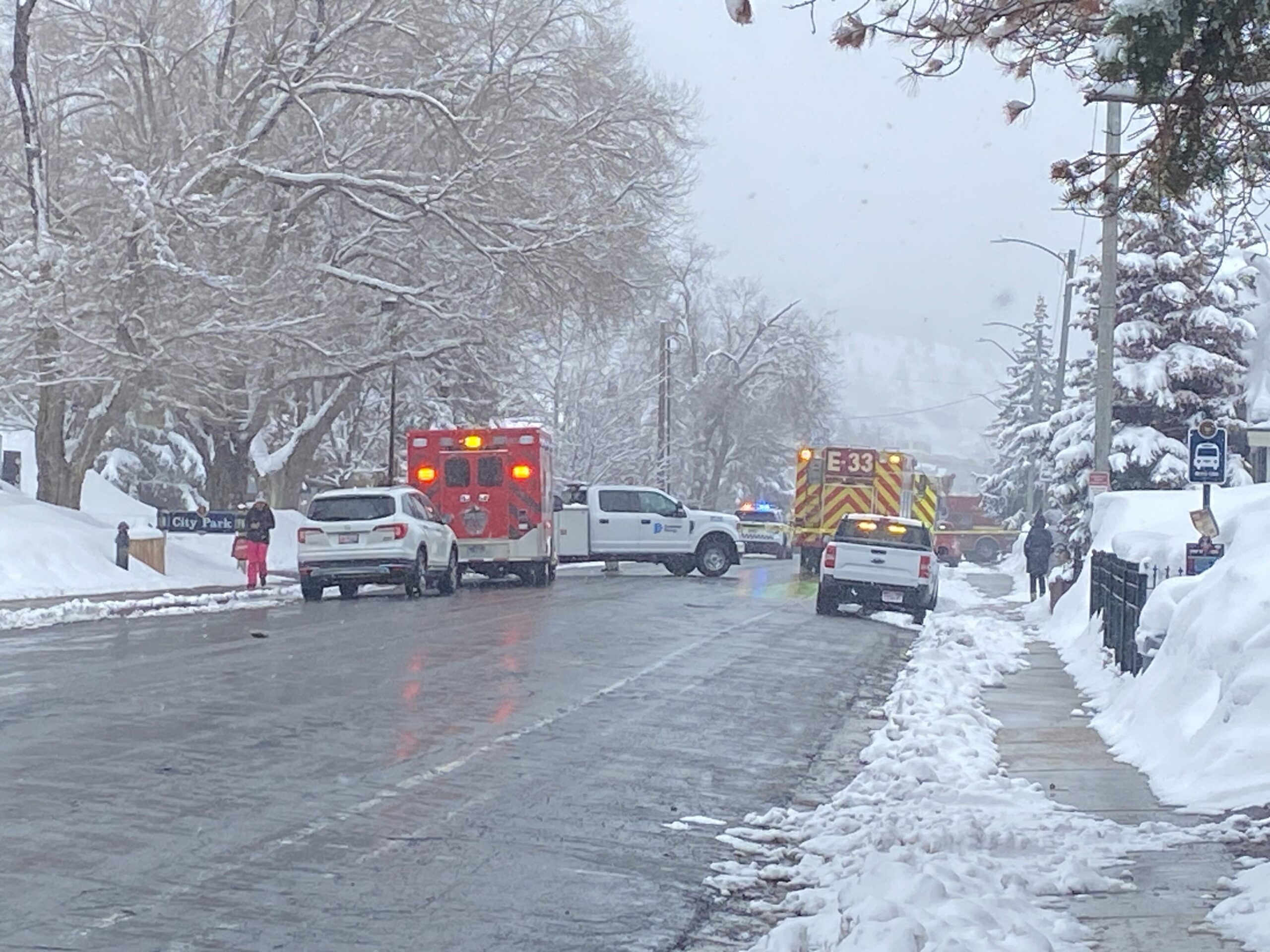 UPDATED: All clear after roof collapse on Park Avenue - TownLift, Park ...