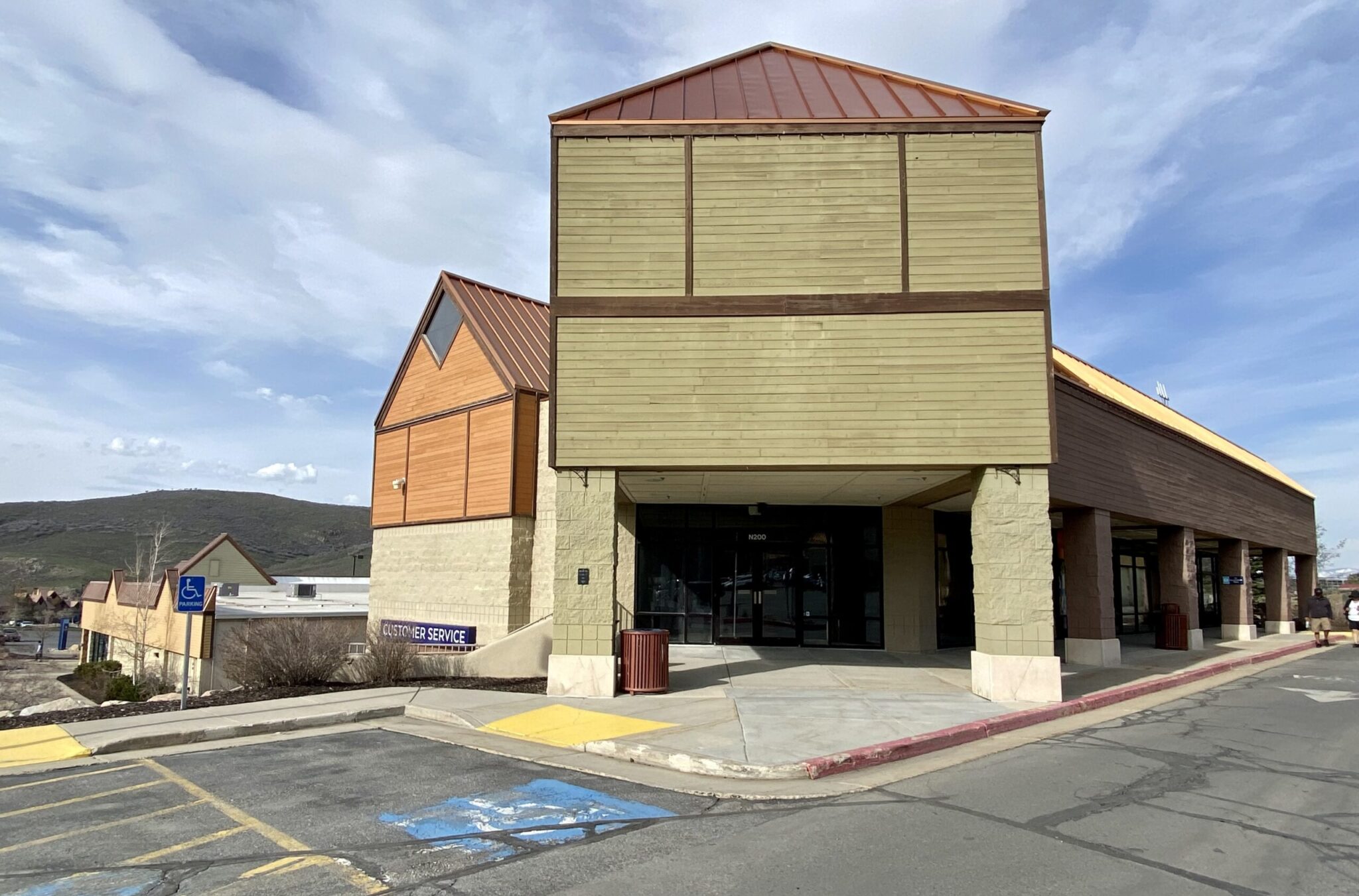 Chipotle Mexican Grill and Jersey Mike's to open at Park City Outlet ...