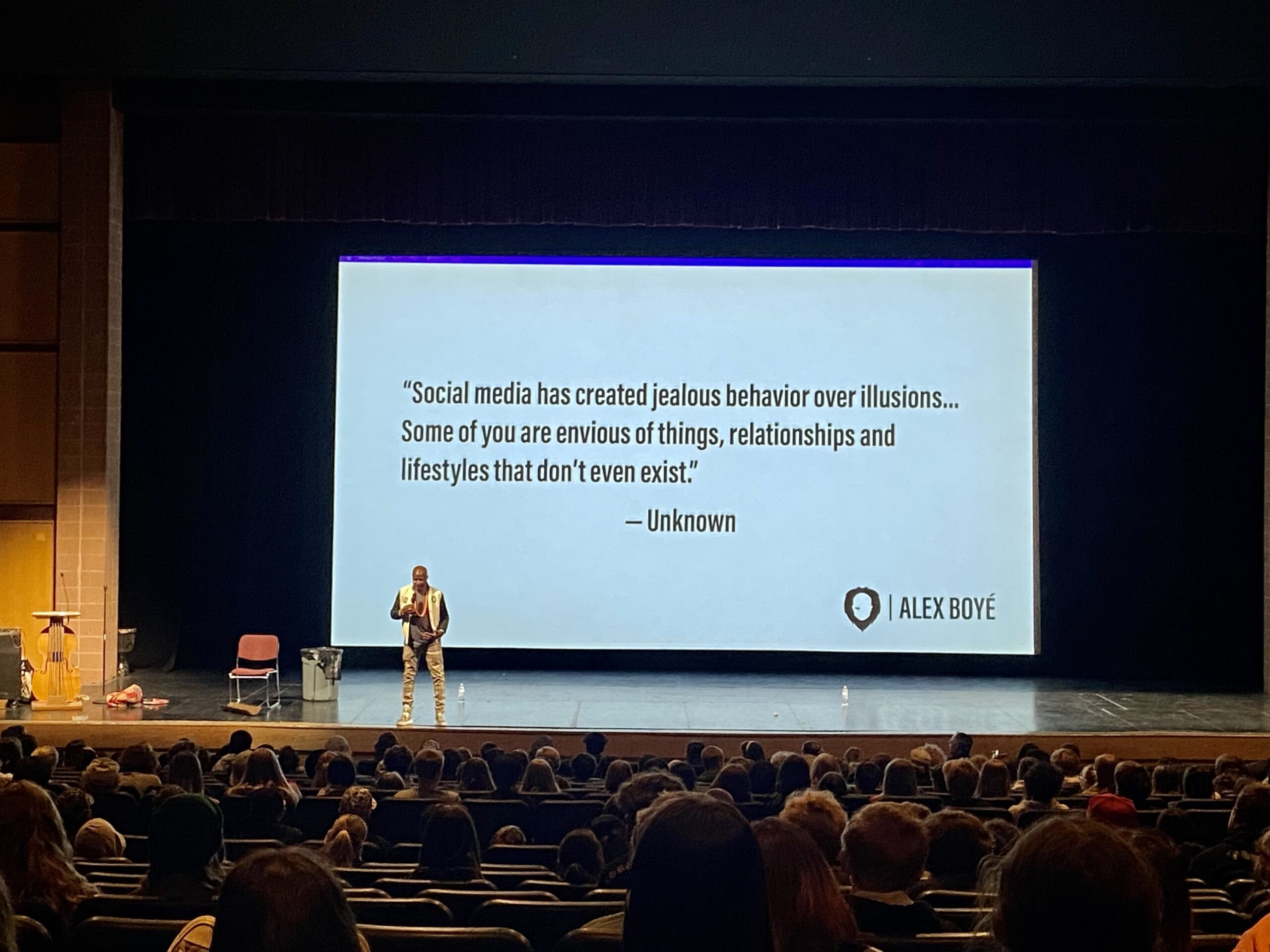America's Got Talent contestant Alex Boye entertains, educates junior ...