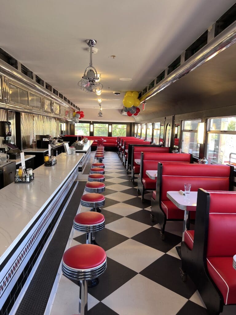 Iconic Oakley Diner returns to serve up comfort food and nostalgia ...