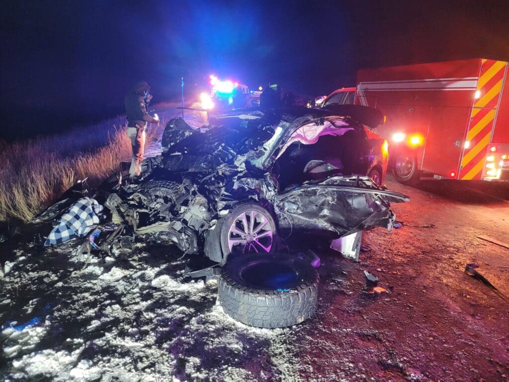 Fatal traffic collision on icy SR-40 claims two lives, Injures one ...