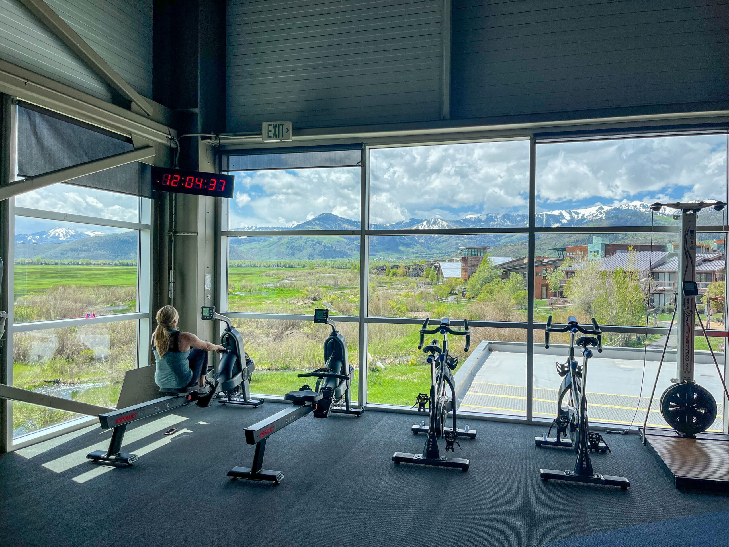 Winter wellness with Basin Recreation: activities for all ages and ...