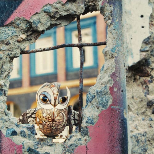 ‘Porcelain War’ takes you deep into the war against Ukraine and the art ...