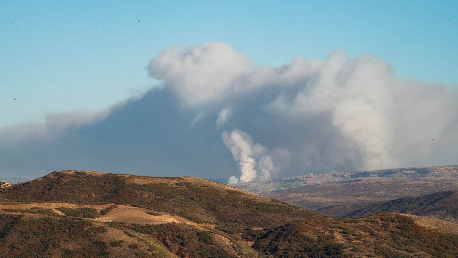 UPDATED: Yellow Lake Fire containment efforts progress despite heavy ...