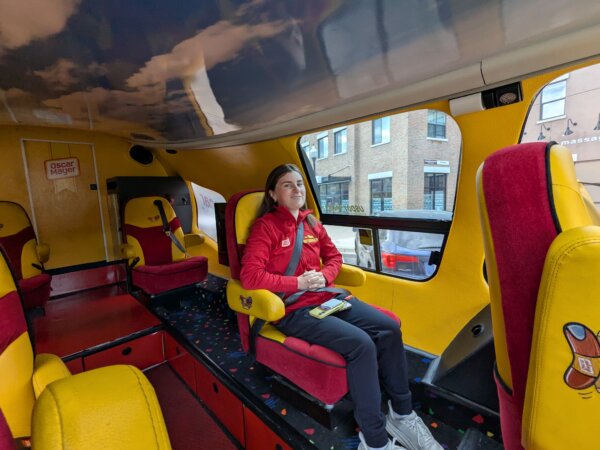 Hotdoggers relish as Oscar Mayer Wienermobile cruises through Summit ...